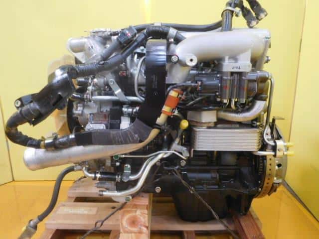 [Used]4M42 Engine MITSUBISHI Canter 2007 PA-FB70BB - BE FORWARD Auto Parts