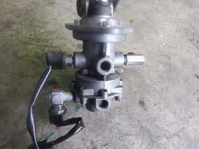 Ud Truck Brake Valve