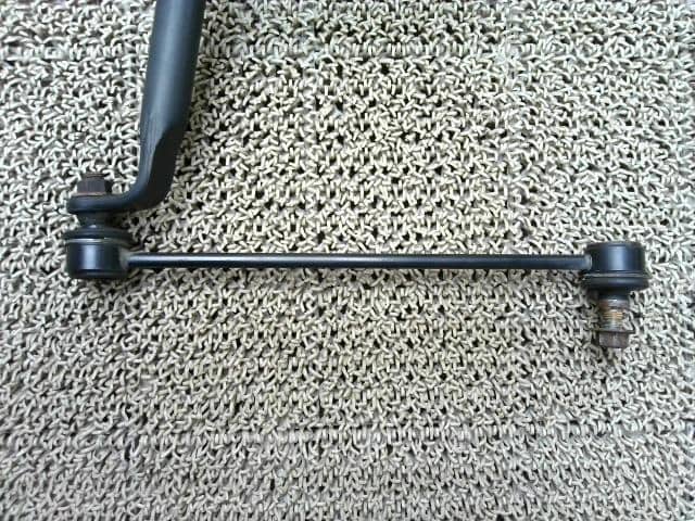 [Used]Stabilizer Bar Link MITSUBISHI Delica D5 2008 DBA-CV5W 4056A096 ...