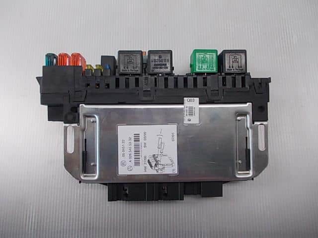 [Used]Fuse Box MERCEDES-BENZ Benz s class 2001 GF-220070 A0345456532 ...
