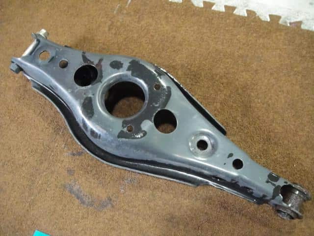 [Used]Rear Left Lower Control Arm TOYOTA RAV4 2009 DBA-ACA31W ...