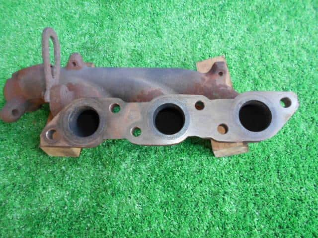 [Used]Exhaust Manifold SUZUKI Carry 2005 EBD-DA63T - BE FORWARD Auto Parts