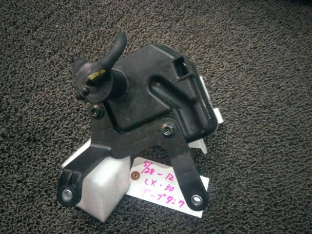 [Used]Coolant Tank MAZDA 2020 3DA-DM8P PAF115351 - BE FORWARD Auto Parts