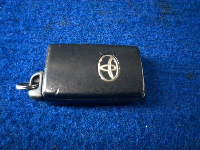 [Used]Keyless Entry Remote Control Key TOYOTA Corolla Fielder 2007 DBA ...