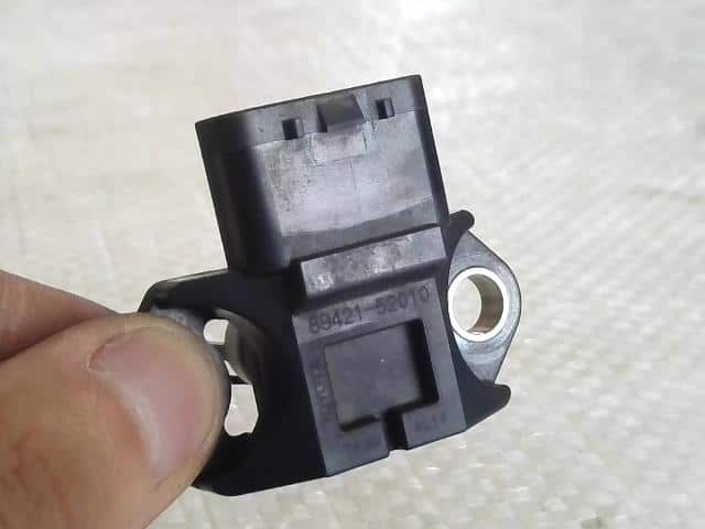[Used]Air Flow Meter TOYOTA Vitz 2009 DBA-KSP90 8942152010 - BE FORWARD ...