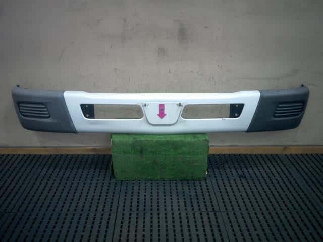 [Used]Front Bumper Mitsubishi Fuso 2011 SKG-FEB50 MC978516 - BE FORWARD ...