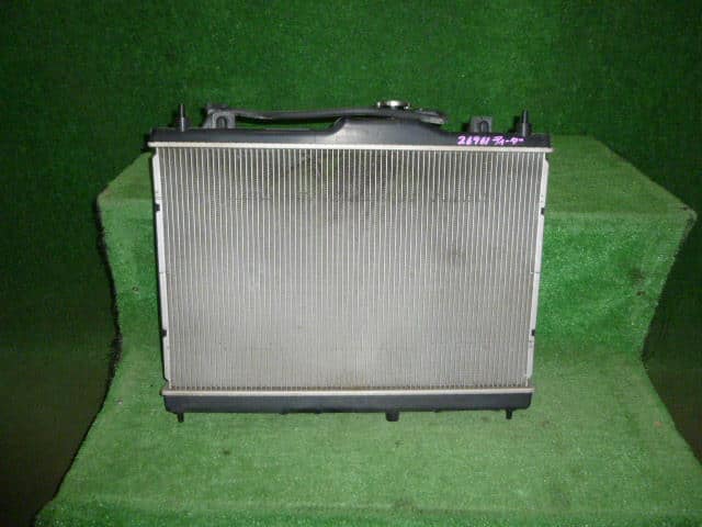 [Used]Radiator NISSAN Tiida 2004 DBA-NC11 - BE FORWARD Auto Parts