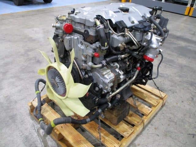[Used]4M50T Engine Mitsubishi Fuso 2006 PA-FE83DEN - BE FORWARD Auto Parts