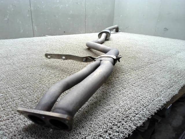 [Used]Front Exhaust Pipe BMW X1 2011 ABA-VL18 18307646715 - BE FORWARD ...