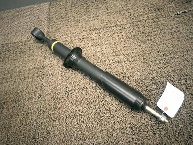 [Used]Front Left Strut TOYOTA Hilux 2020 QDF-GUN125 485108Z205 - BE ...