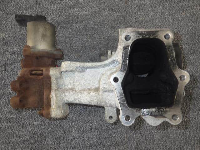 [Used]Throttle Body HINO Dutro 2006 BDG-XZU308M 26100E0061 - BE FORWARD ...