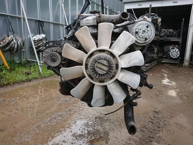 [Used]Engine&Transmission FD42 2WD MT NISSAN CONDOR, G2S41 - BE FORWARD ...