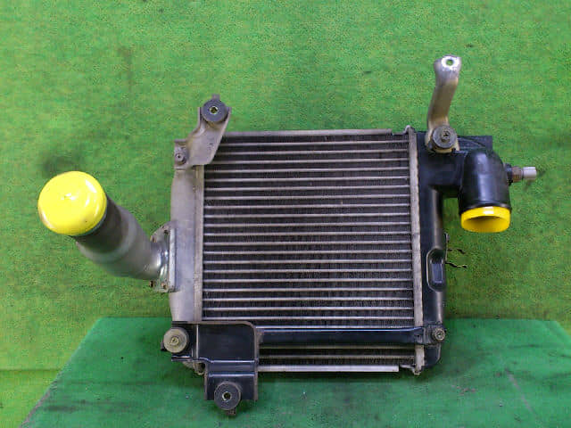[Used]Intercooler TOYOTA Hilux Surf 2003 KN-KDN215W 1794030040 - BE ...