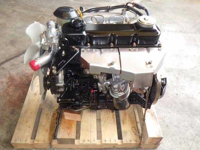 [Used]TD27 Engine NISSAN Atlas KG-SP6F23 101026T160 - BE FORWARD Auto Parts