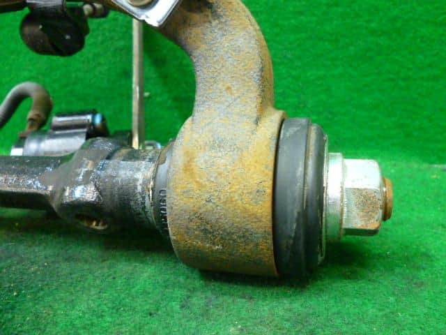 [Used]Front Right Upper Control Arm Mitsubishi Fuso 2012 TKG-FBA20 - BE ...