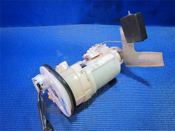 [Used]Fuel Pump TOYOTA Corolla Runx 2005 CBA-ZZE124 - BE FORWARD Auto Parts