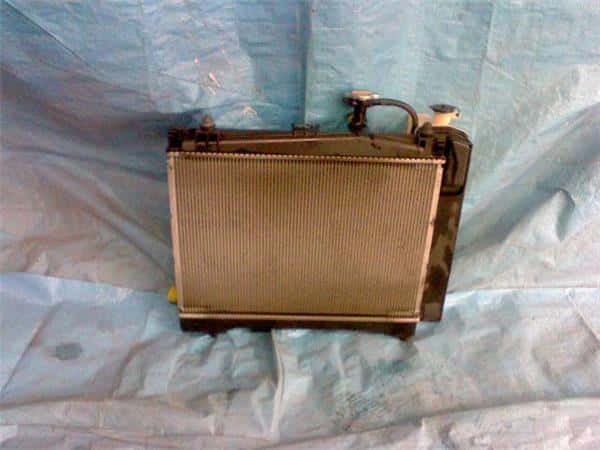 [Used]Radiator TOYOTA Ractis 2011 DBA-NSP120 - BE FORWARD Auto Parts