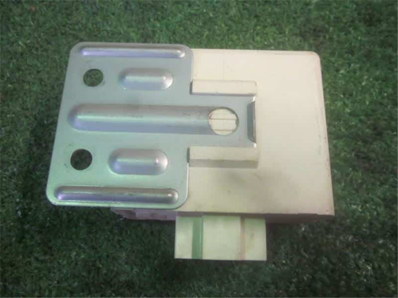 [Used] Flasher Control Unit NISSAN UD CONDOR 2000 KK-MK252HH - BE ...