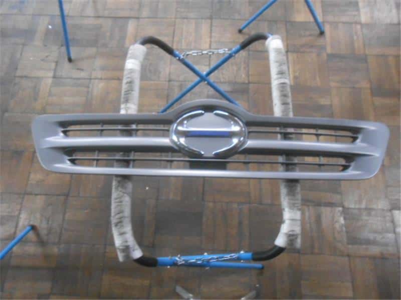 [Used]Radiator Grille HINO Ranger 2005 ADG-GD7JJWA - BE FORWARD Auto Parts