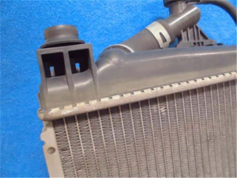 [Used]Radiator TOYOTA IST 2004 CBA-NCP60 1640021090 - BE FORWARD Auto Parts