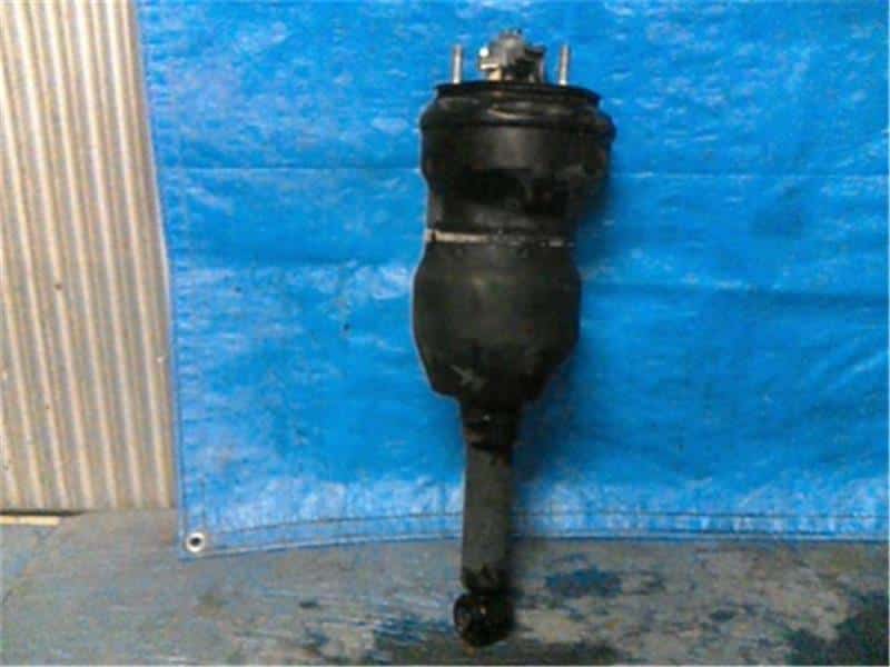 [Used]Front Right Shock Absorber TOYOTA Century 2002 TA-GZG50 ...