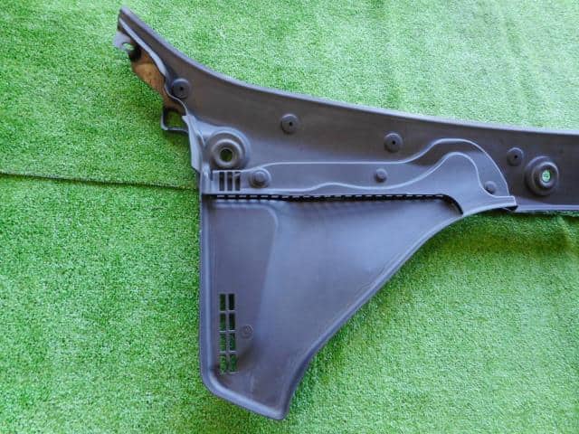 [Used]Cowl Top Panel BMW 5 Series 2011 DBA-XG20 51717203125 - BE ...