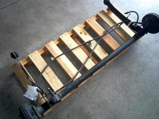 [Used]Rear Axle Beam Assembly TOYOTA Starlet 1995 E-EP82 4211010081 ...