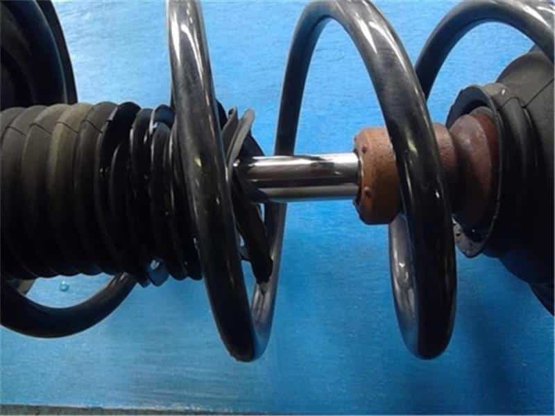 [Used]Front Left Strut Assembly TOYOTA Noah 2010 DBA-ZRR70W 4852080252 ...