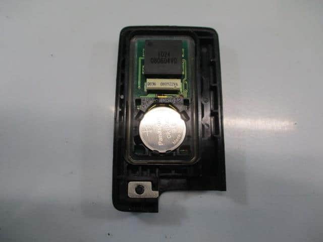 [Used]Exiga YA4 Keyless Entry Remote Control Key - BE FORWARD Auto Parts