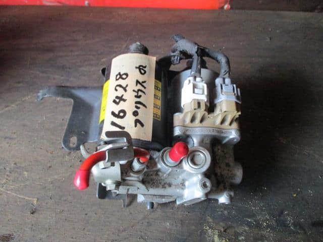 [Used]Brake Master Bag TOYOTA Prius Alpha 2011 DAA-ZVW41W 4707012020 ...