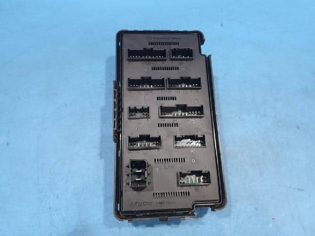 [Used] Fuse Box Ssangyong Kyron 2011 A2226261405 - BE FORWARD Auto Parts