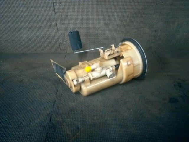 [Used]Fuel Pump TOYOTA Ipsum 2001 TA-ACM26W 2322128030 - BE FORWARD ...