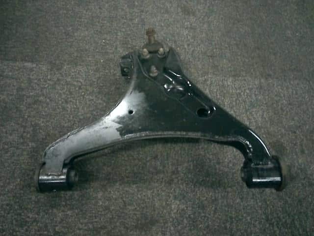 [Used]Front Left Lower Control Arm MITSUBISHI Pajero 2007 CBA-V93W ...