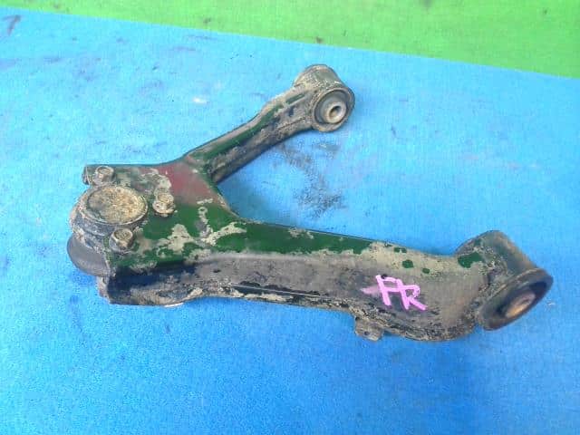 [Used]Front Right Upper Control Arm MITSUBISHI Pajero 2011 LDA-V98W ...