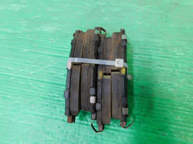 [Used]Front brake pad right and left set TOYOTA Porte 2013 DBA-NCP141 ...