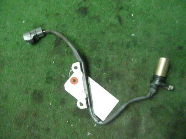 [Used]Crank Shaft Position Sensor TOYOTA Isis 2006 DBA-ANM10W ...