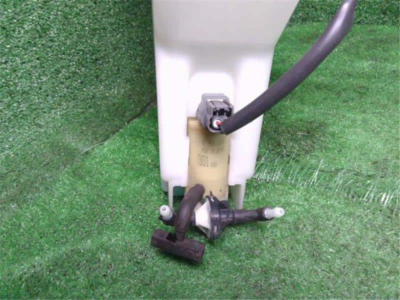 [Used]Windshield Washer Reservoir Tank MAZDA CX-3 2016 LDA-DK5AW ...