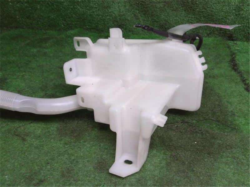 [Used]Windshield Washer Reservoir Tank MAZDA CX-3 2016 LDA-DK5AW ...