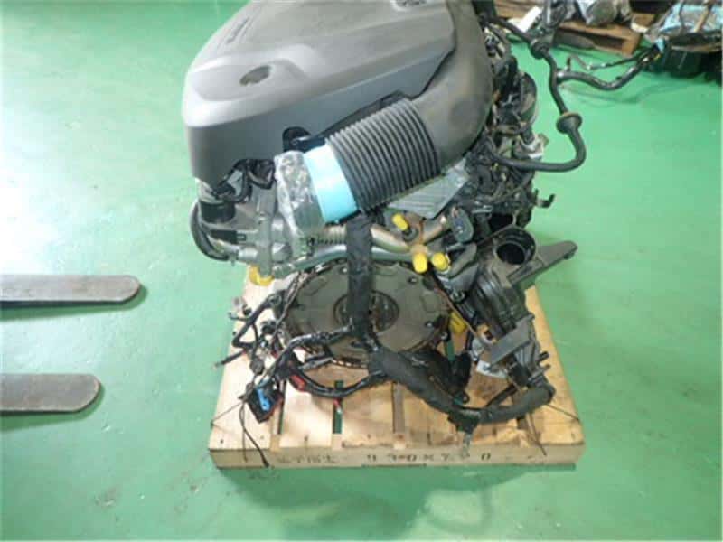 [Used]D4204T Engine VOLVO Volvo 40 series 2016 LDA-MD4204T - BE FORWARD ...