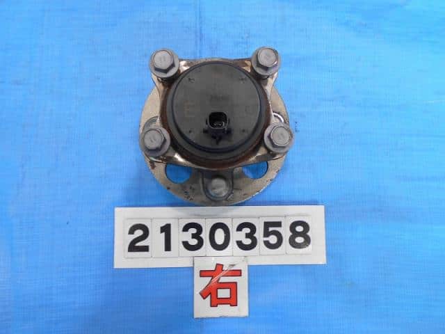 [Used]Rear Wheel Hub TOYOTA 2020 5BA-KSP210 42450K0010 - BE FORWARD ...