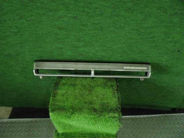 [Used]Radiator Grille TOYOTA Carina 1991 E-AT170 - BE FORWARD Auto Parts