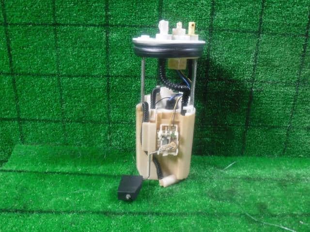 [Used]Fuel Pump HONDA Mobilio Spike 2004 CBA-GK1 17040SAA000 - BE ...
