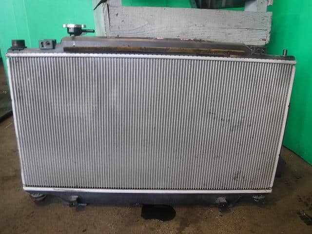 [Used]Radiator MAZDA Axela 2017 DBA-BM5FP PE2015200 - BE FORWARD Auto Parts