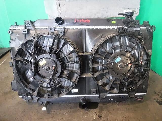 [Used]Radiator MAZDA Axela 2017 DBA-BM5FP PE2015200 - BE FORWARD Auto Parts