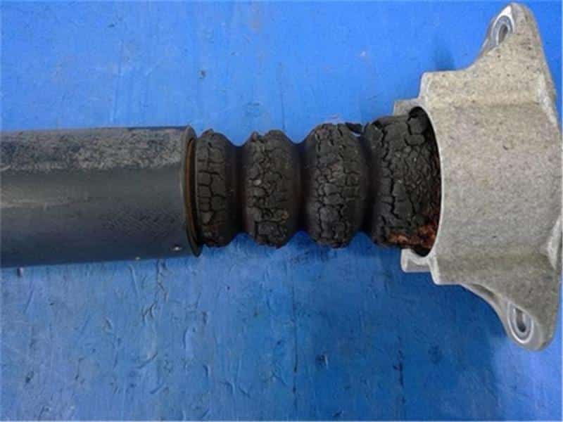 [Used]Rear Left Shock Absorber MAZDA Premacy 2010 DBA-CWEFW C51328910 ...