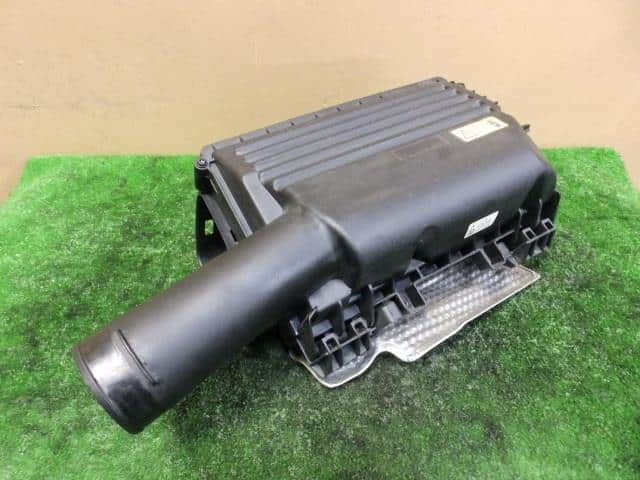 [Used]Air Cleaner Assembly MERCEDES-BENZ Benz c class RBA-205042C ...