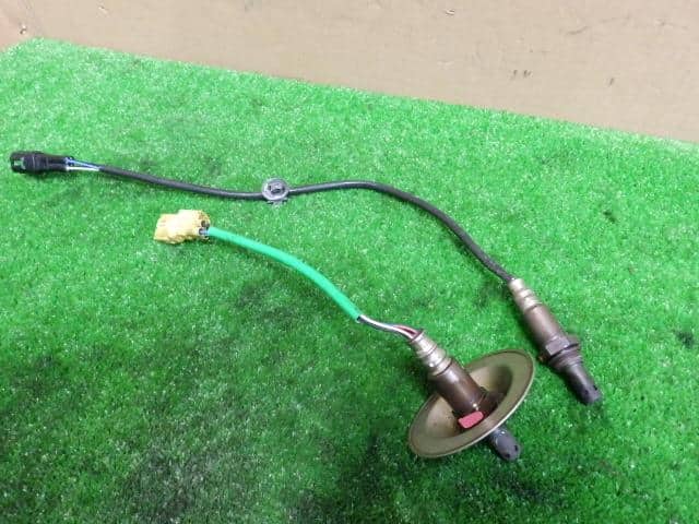 [Used]O2 Sensor 2pcs SUZUKI Escudo 2008 CBA-TDA4W 1821378K00 - BE ...