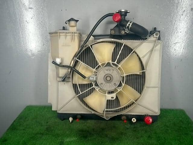 [Used]Radiator TOYOTA Will Cypha 2003 UA-NCP70 1640021090 - BE FORWARD ...