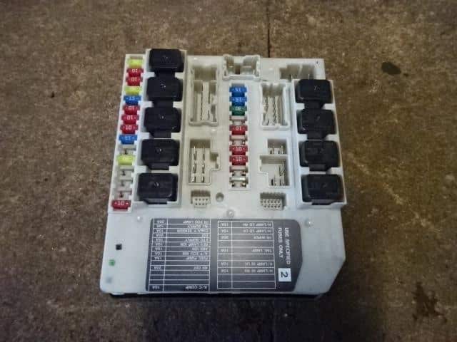 [Used]Fuse Box NISSAN Bluebird Sylphy 2006 DBA-KG11 284B7ED03B - BE ...