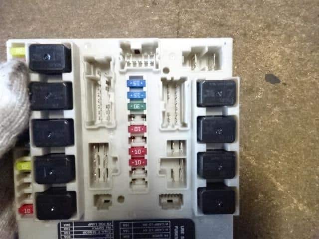 [Used]Fuse Box NISSAN Bluebird Sylphy 2006 DBA-KG11 284B7ED03B - BE ...